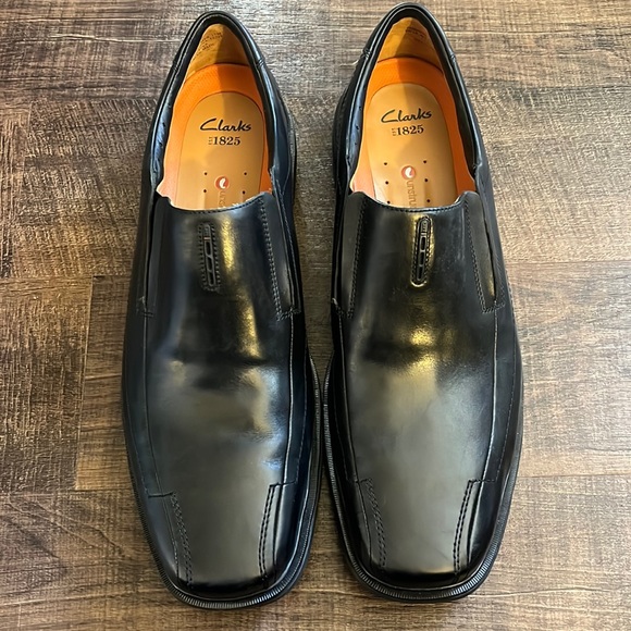 Clarks | Shoes | Clarks Unstructured Leather Slip On Dress Shoes | Poshmark